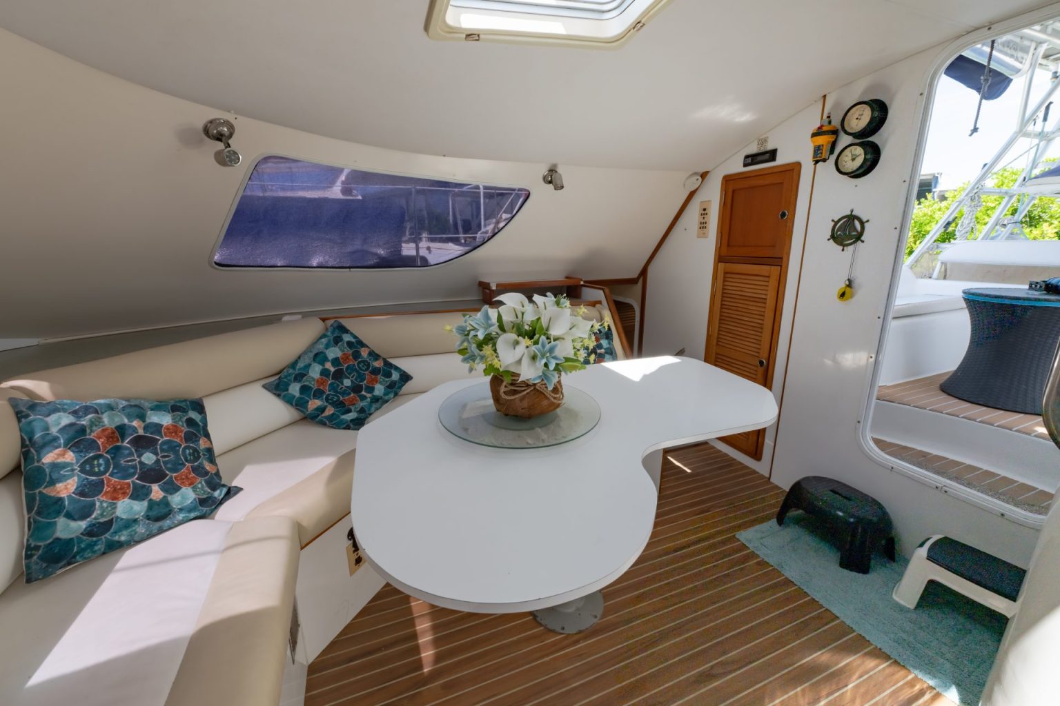 1997 Manta 40 - Lioness III - The Yacht Sales Co.